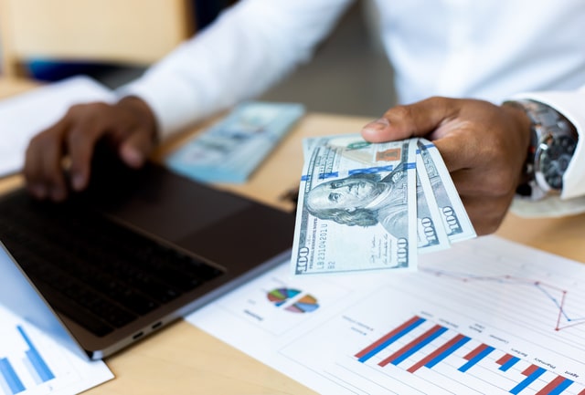 5 Tips Meningkatkan Cash Flow Perusahaan Agar Bisnis Aman